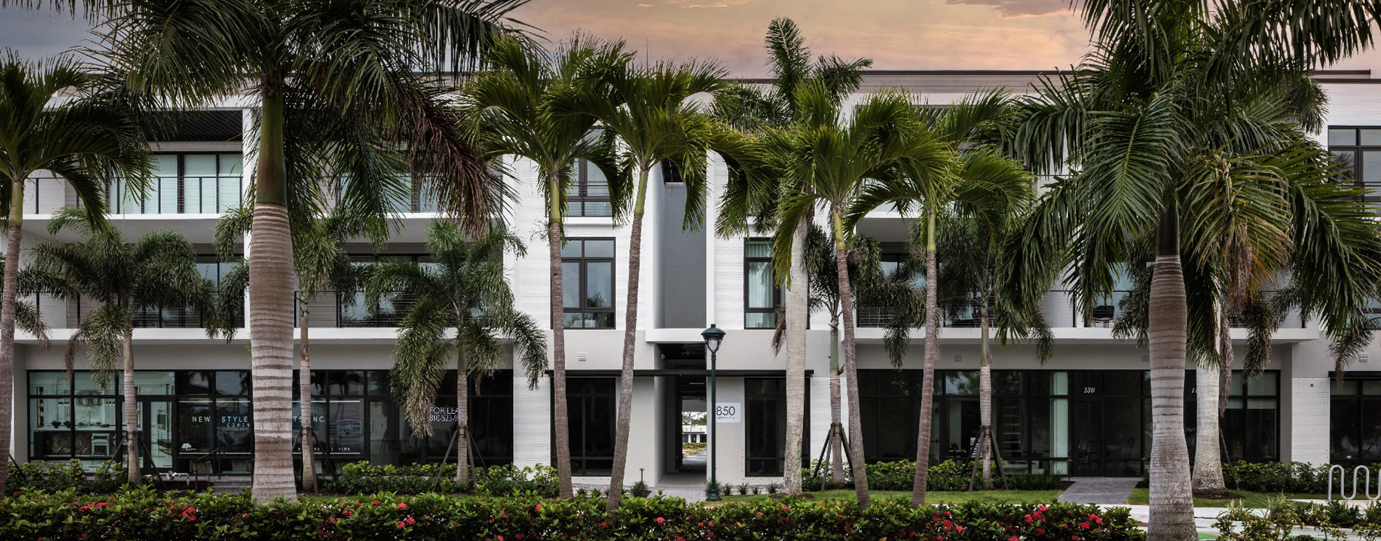 850 Central Commercial Landscape | Architectural Land Design